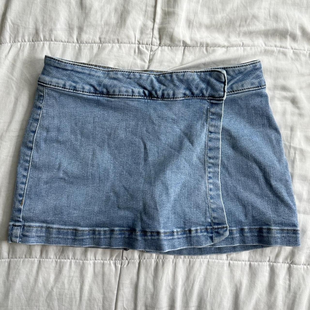 garage denim mini skort size small never worn - Depop