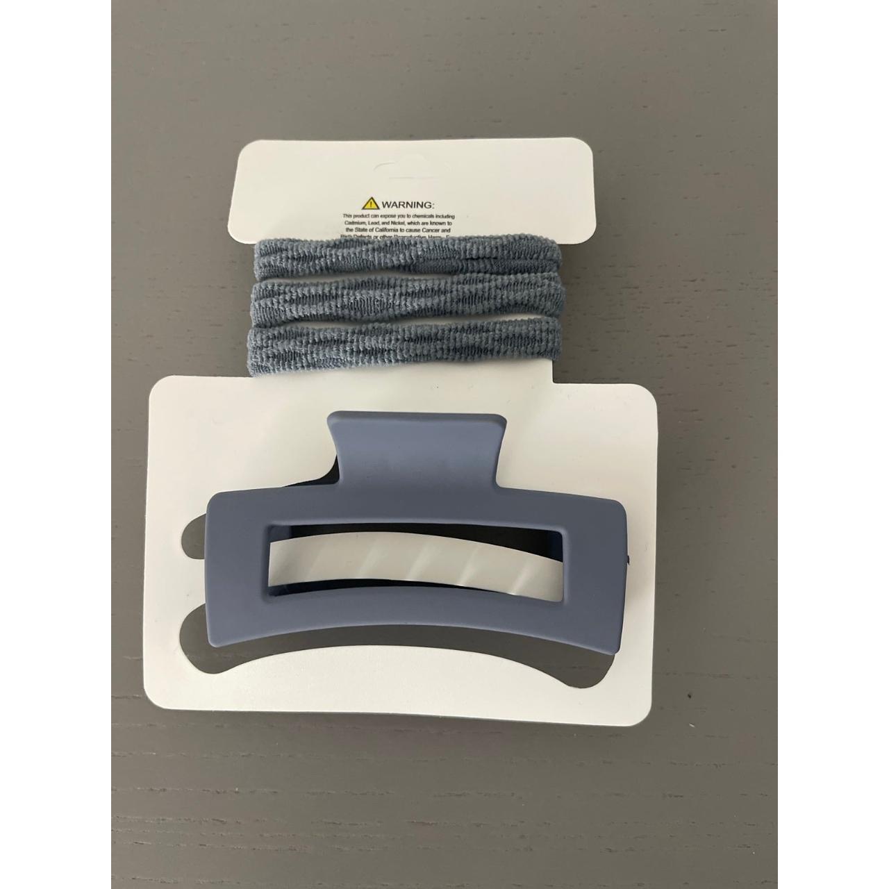 NEW HAIR CLIP SQUARE SHAPE WITH HAIR TIES COLOR ... - Depop