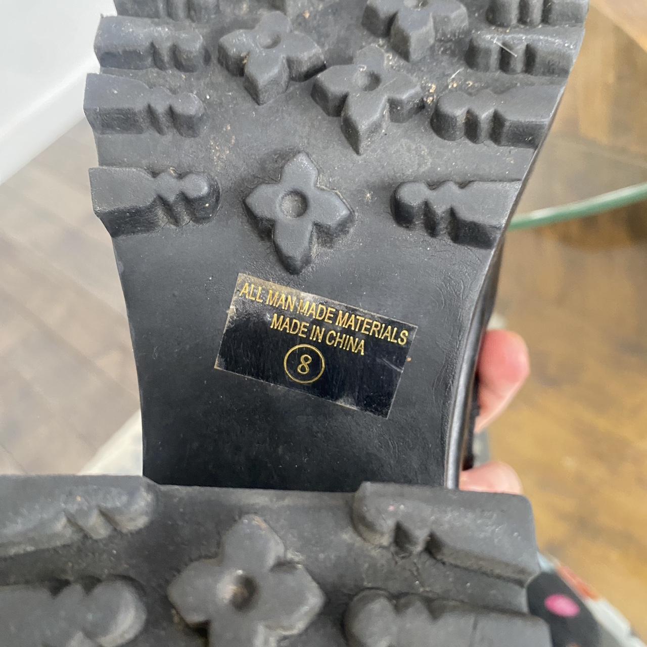 Chunky Lei Vintage Platforms *READ* The one shoe... | Depop