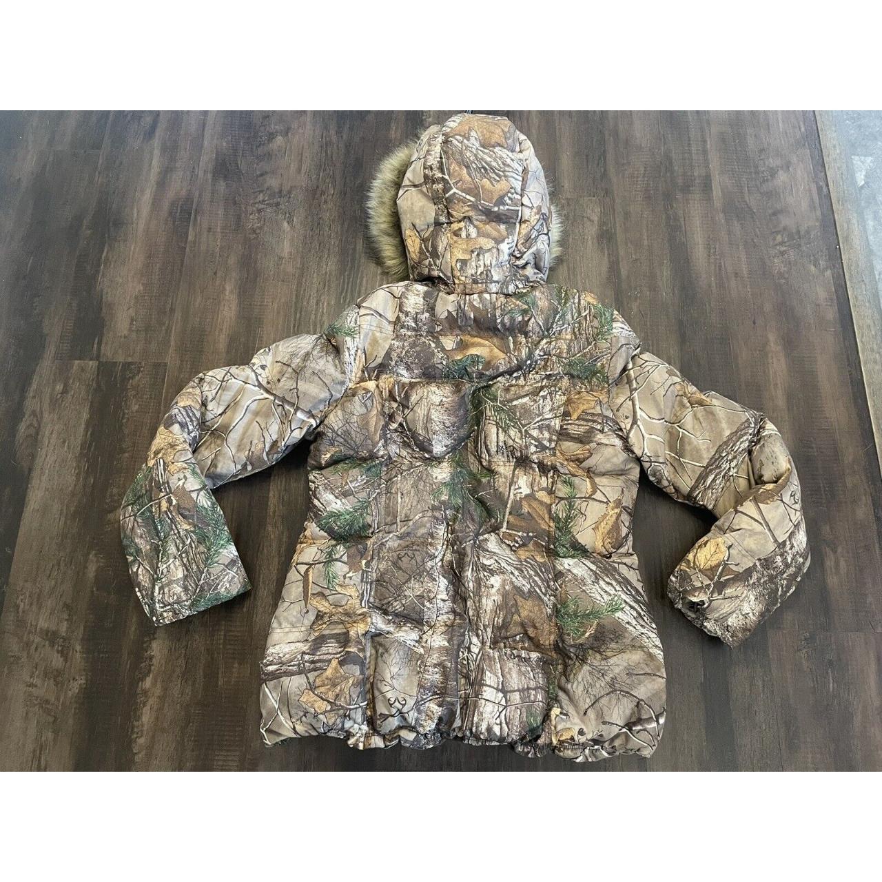 Realtree Green Tan & Brown Camouflage Faux Fur Hood... - Depop