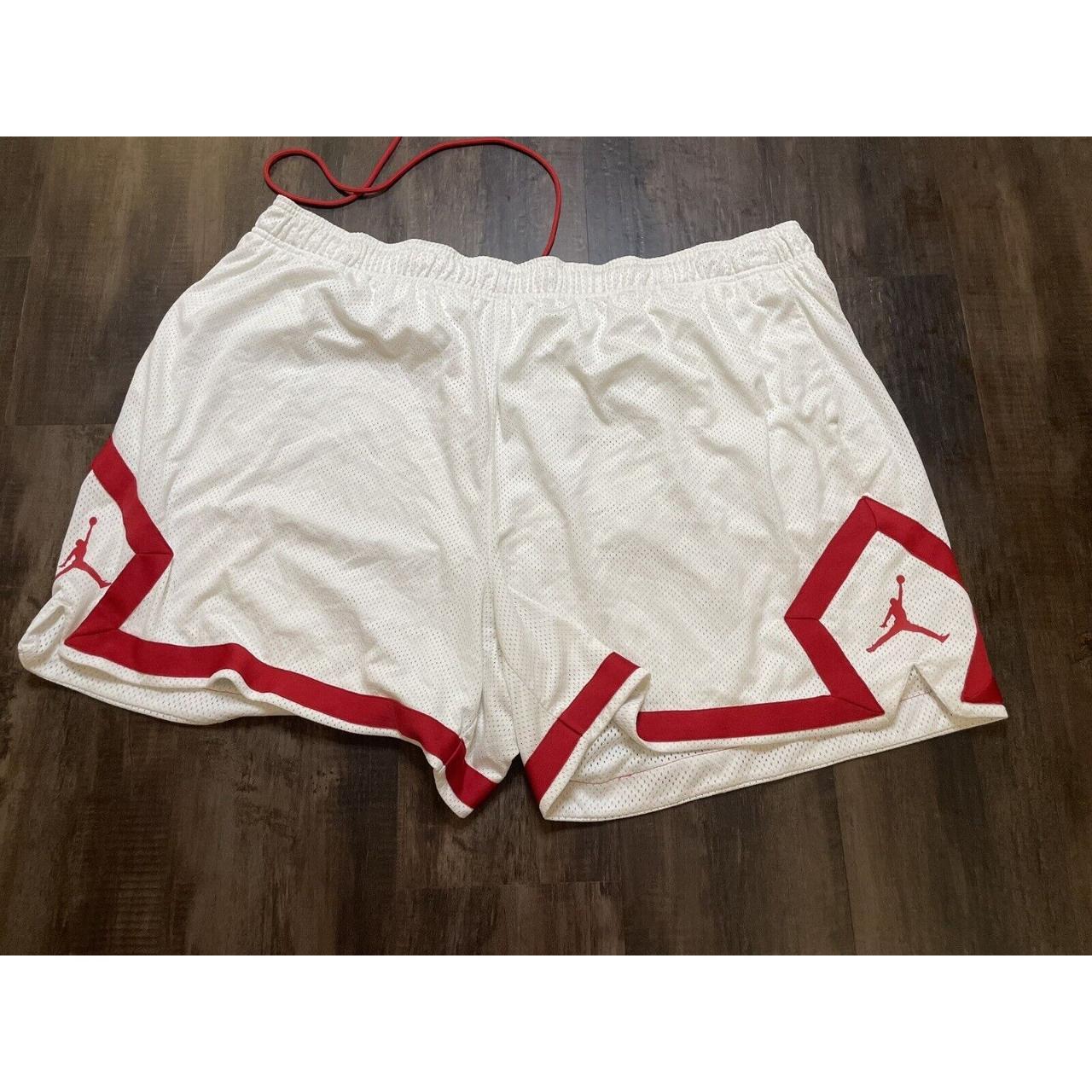 AIR JORDAN Women's Size 3X - (Her)itage Diamond... - Depop