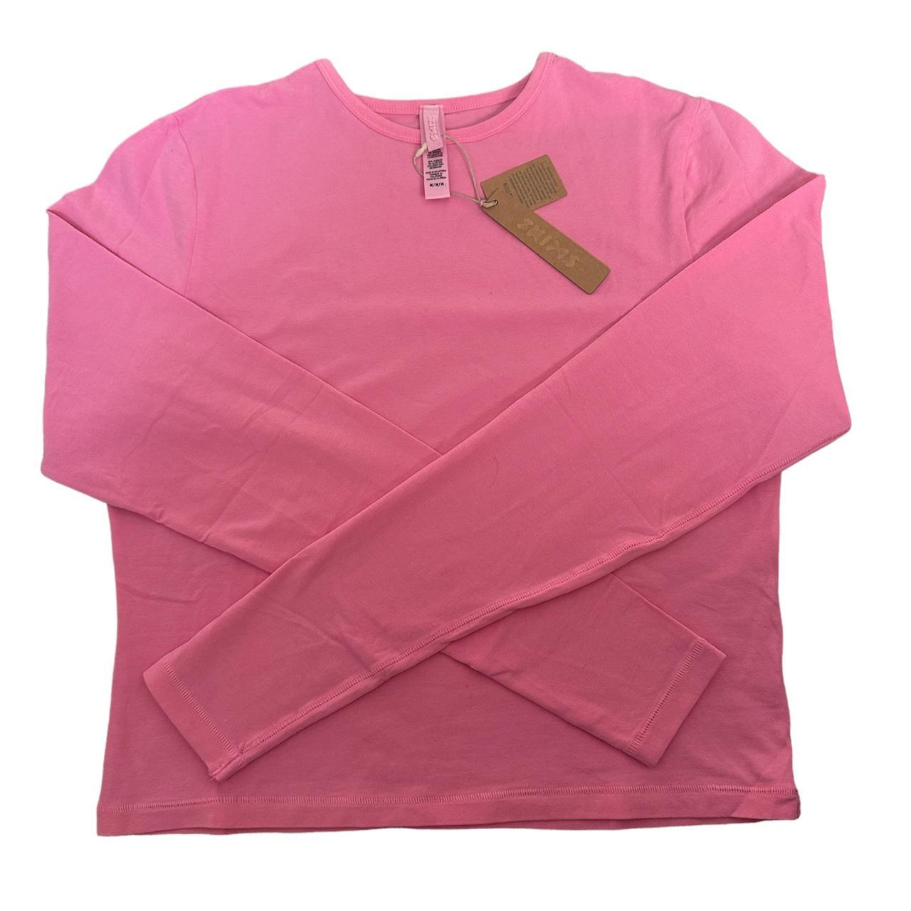 Skims Women's Pink T-shirt | Depop