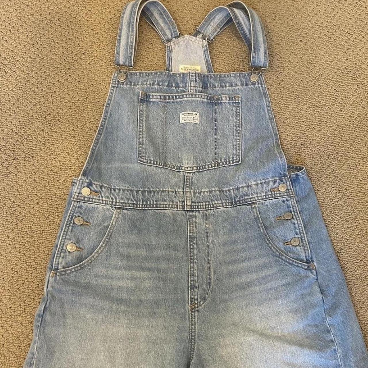 Size Large vintage Levi’s denim short overalls. In... | Depop