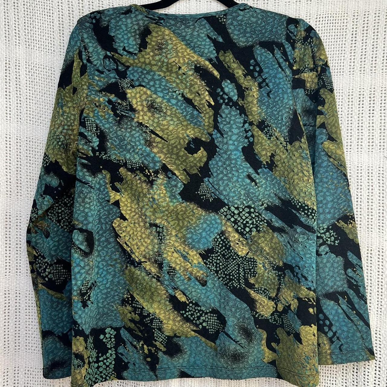 vintage “Allison Daley” patterned top 💚💙 • thrifted... - Depop