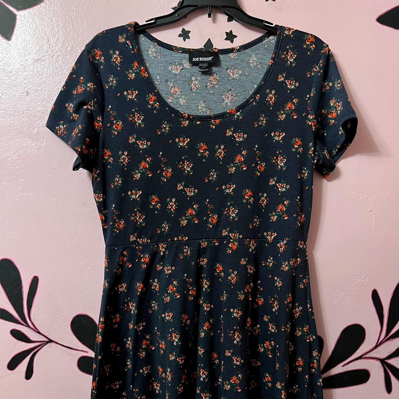 Joe Boxer Women's Black and Navy Dress | Depop