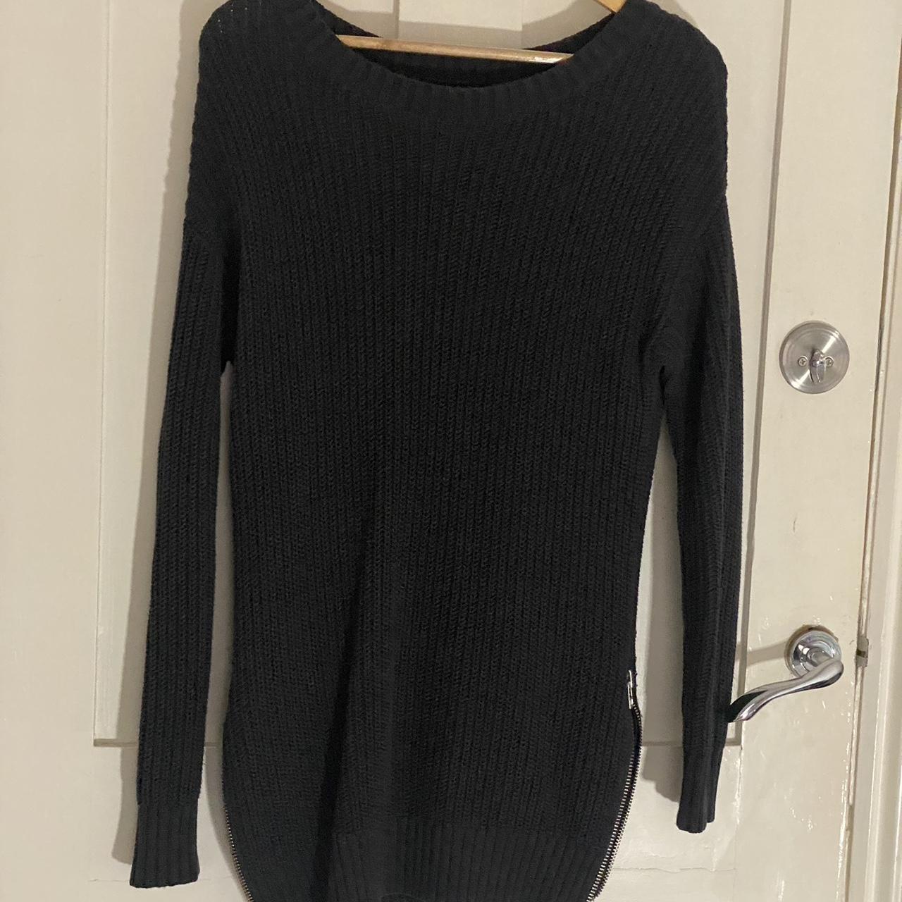 Beautiful grey knitted jumper from Gap Great... - Depop