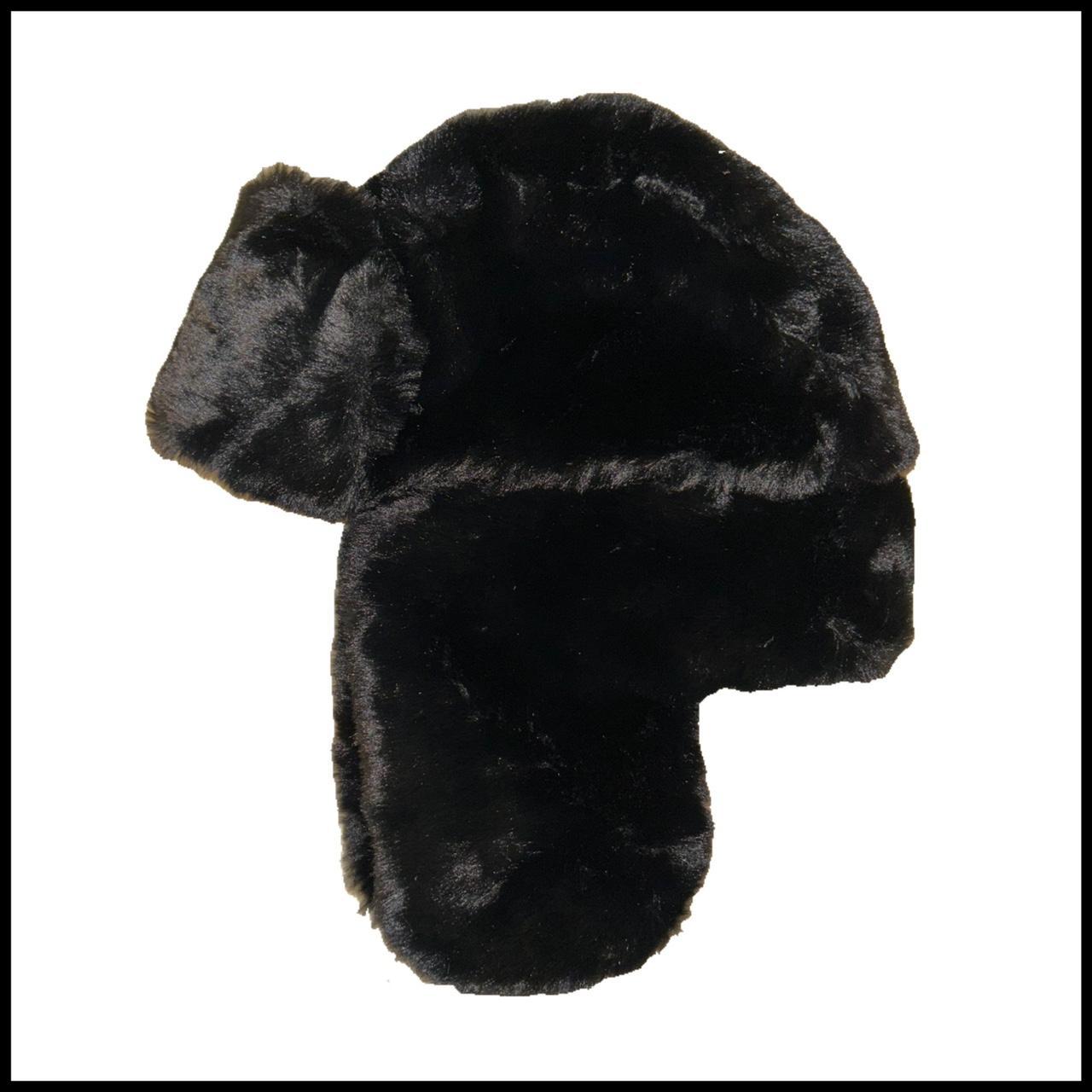 fuzzy trapper hat super comfy - Depop