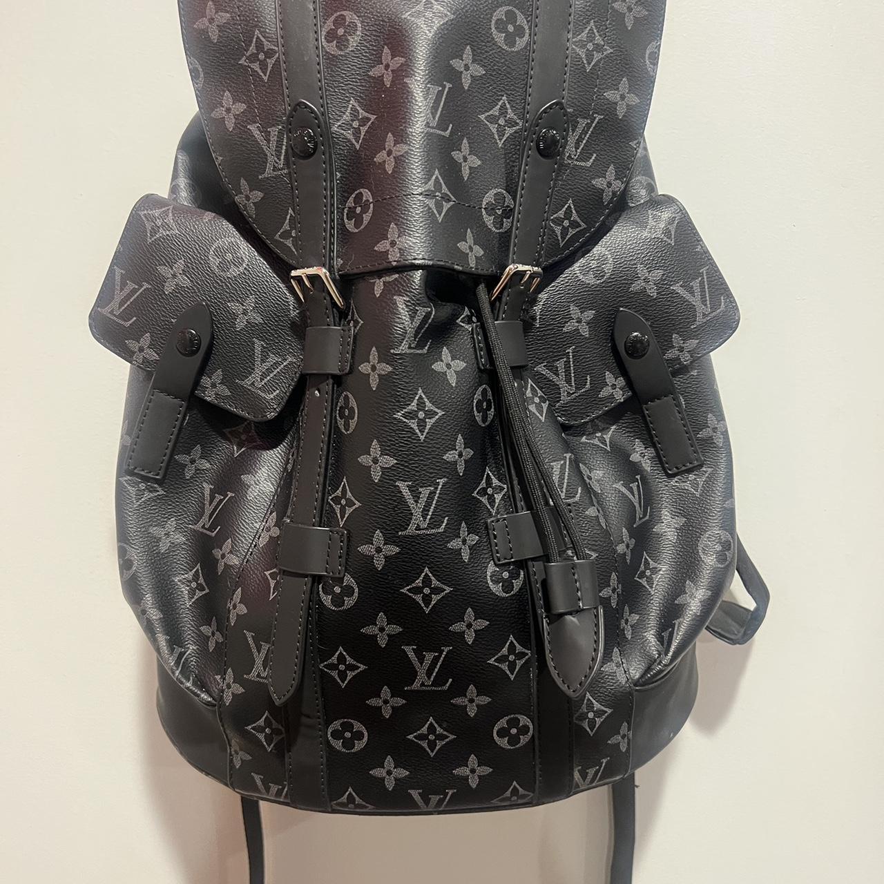 ALL BLACKK LOUIS VUITTON BACKPACK. I don’t really... - Depop