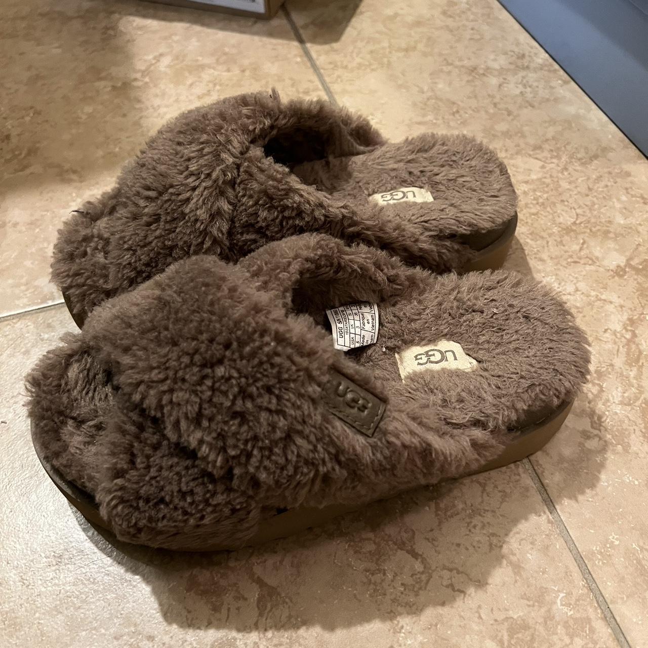 UGG size 5 slippers - Depop
