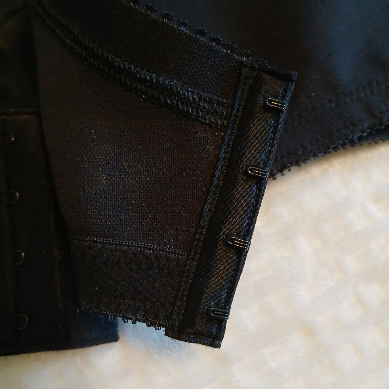 Playtex 18 Hour Comfort Bra 44C Black Floral Mesh... - Depop