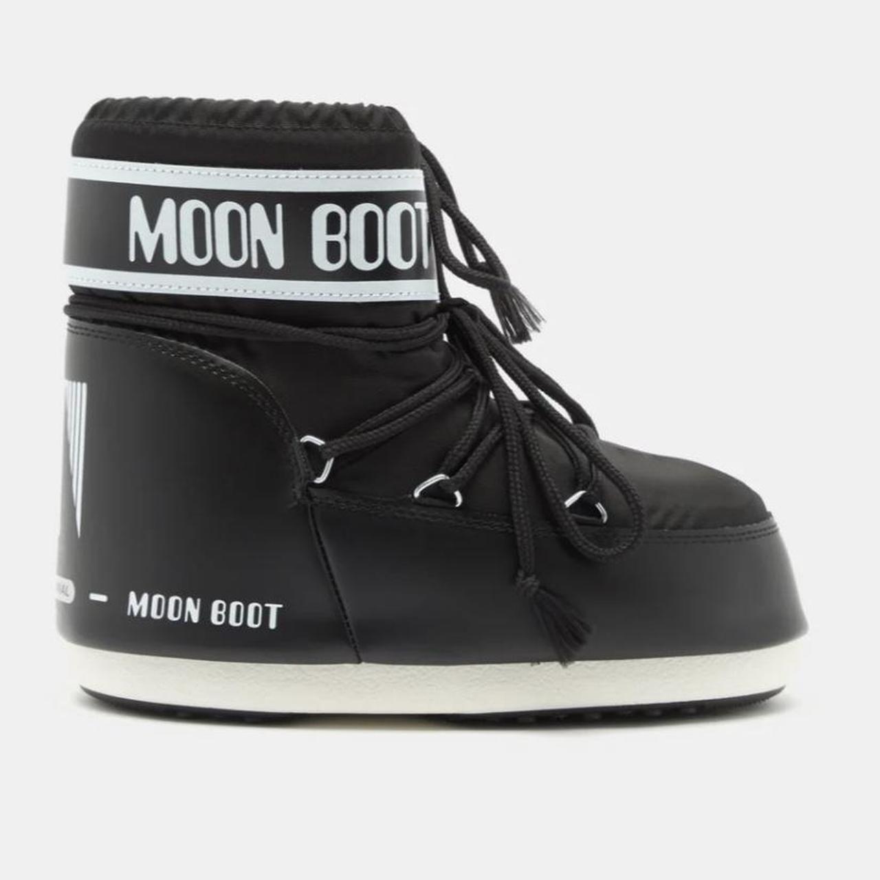 NEW Moon boots in black. Never worn and even tried... - Depop