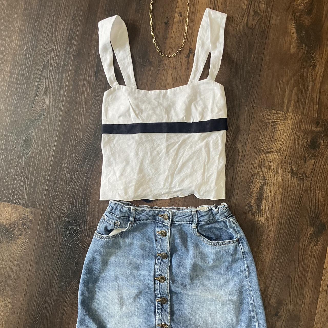 Fun white and black Subdued tank top 🇮🇹 #Italy #Summer | Depop