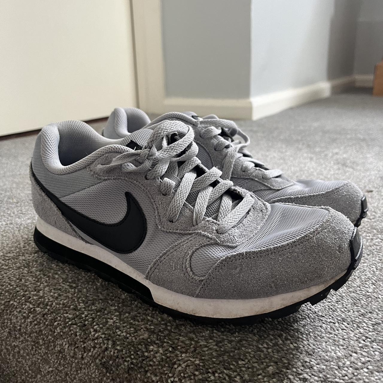 nike md runner 2 wore once - Depop