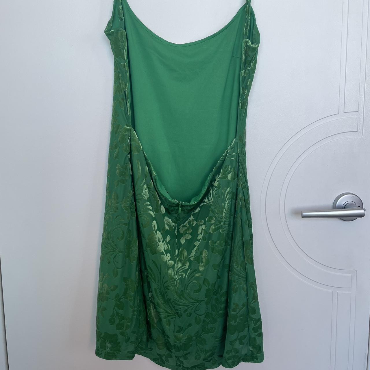 Never worn!! Gorgeous green velvet print backless... - Depop