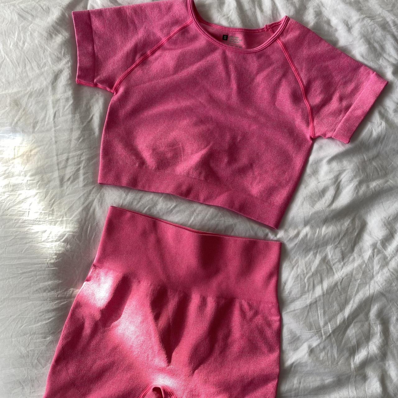 Amazon pink workout set - Depop