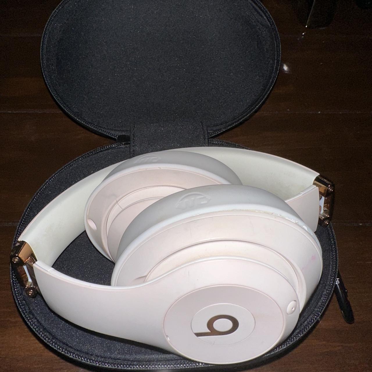White Beats Studio3 Wireless Noise Cancelling... - Depop
