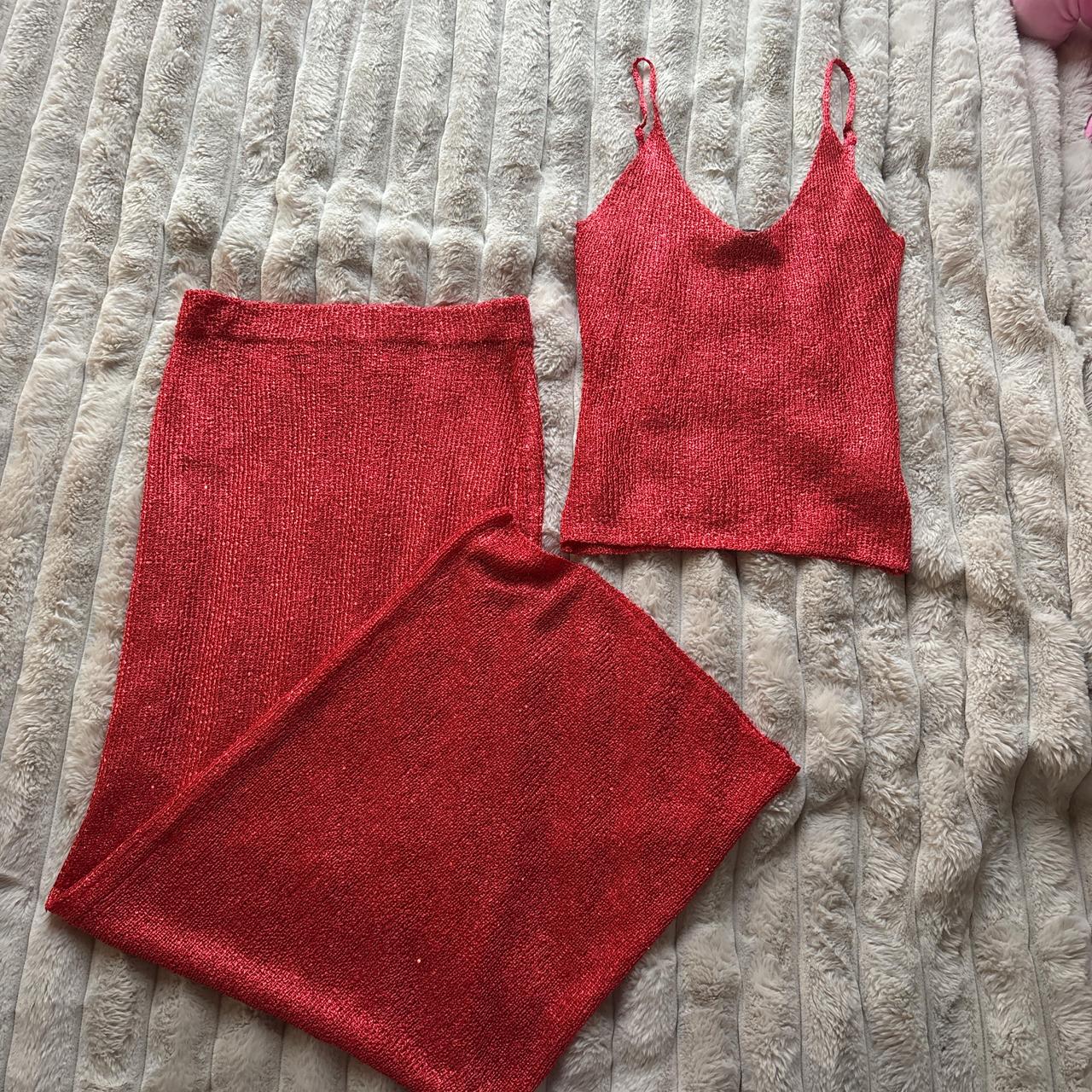 White fox set MESSAGE ME BEFORE BUYING PLEASE!!! Red... | Depop