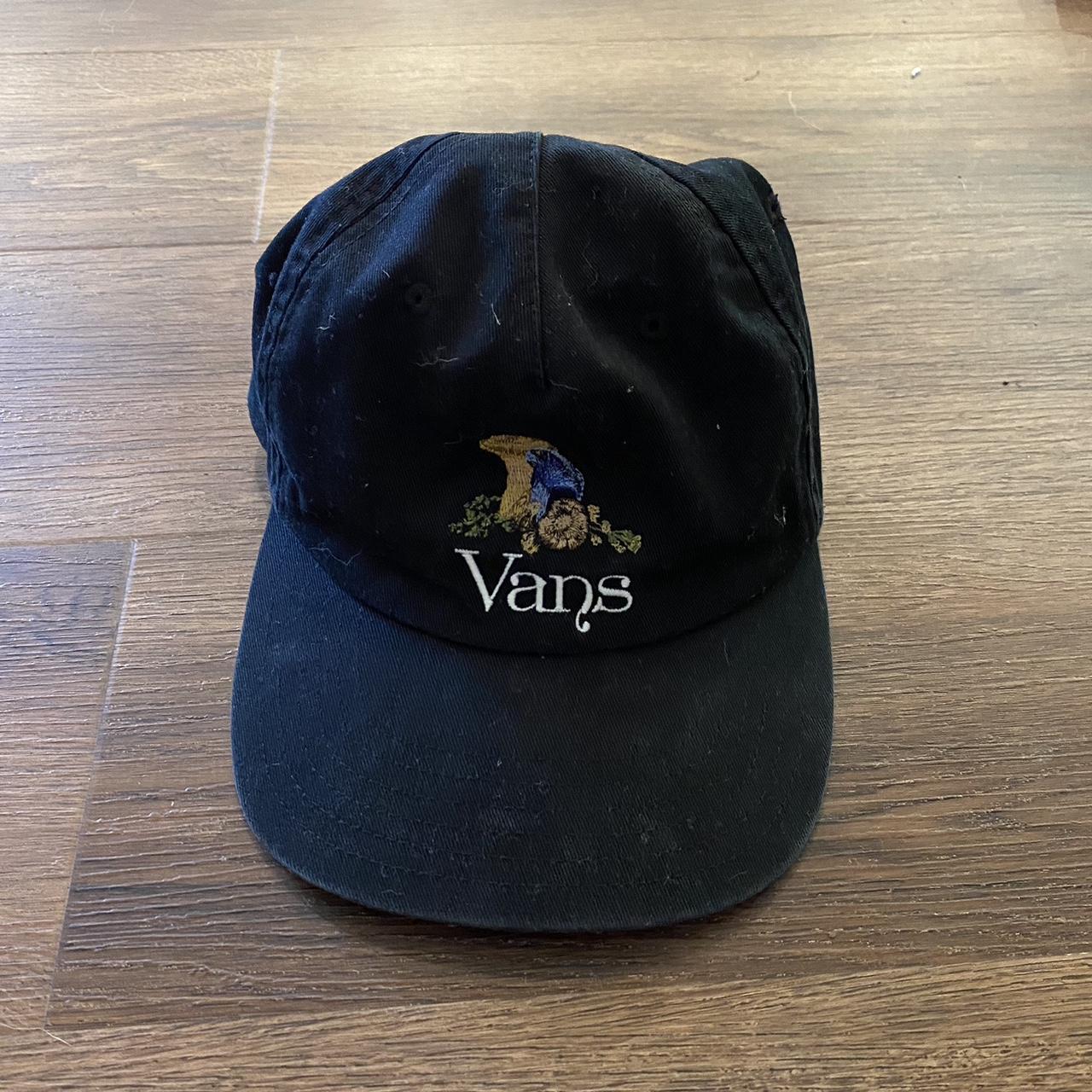 Black Vans hat Slightly worn One size fits all - Depop