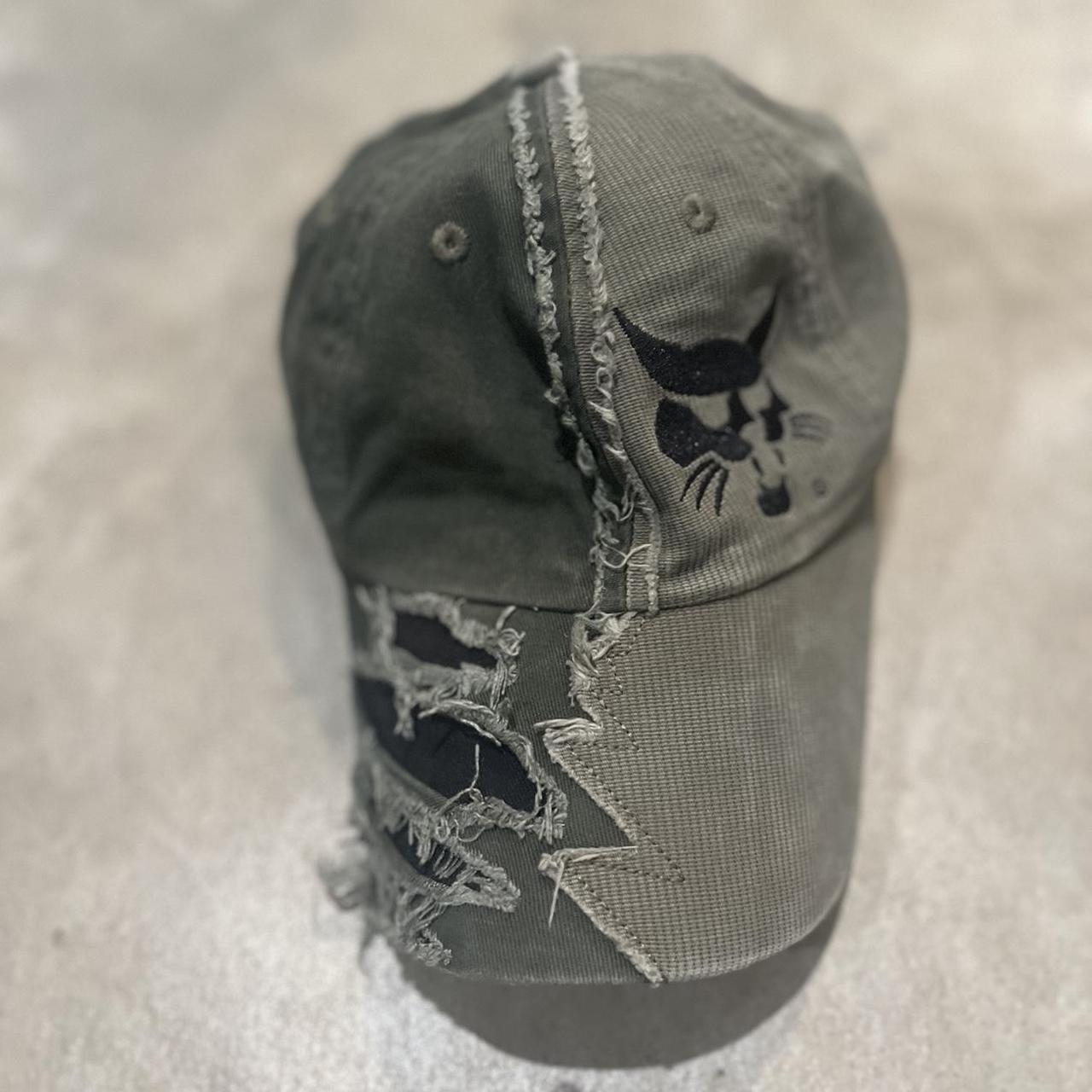 Bobcat trucker hat Cool beat up look to it Message... - Depop