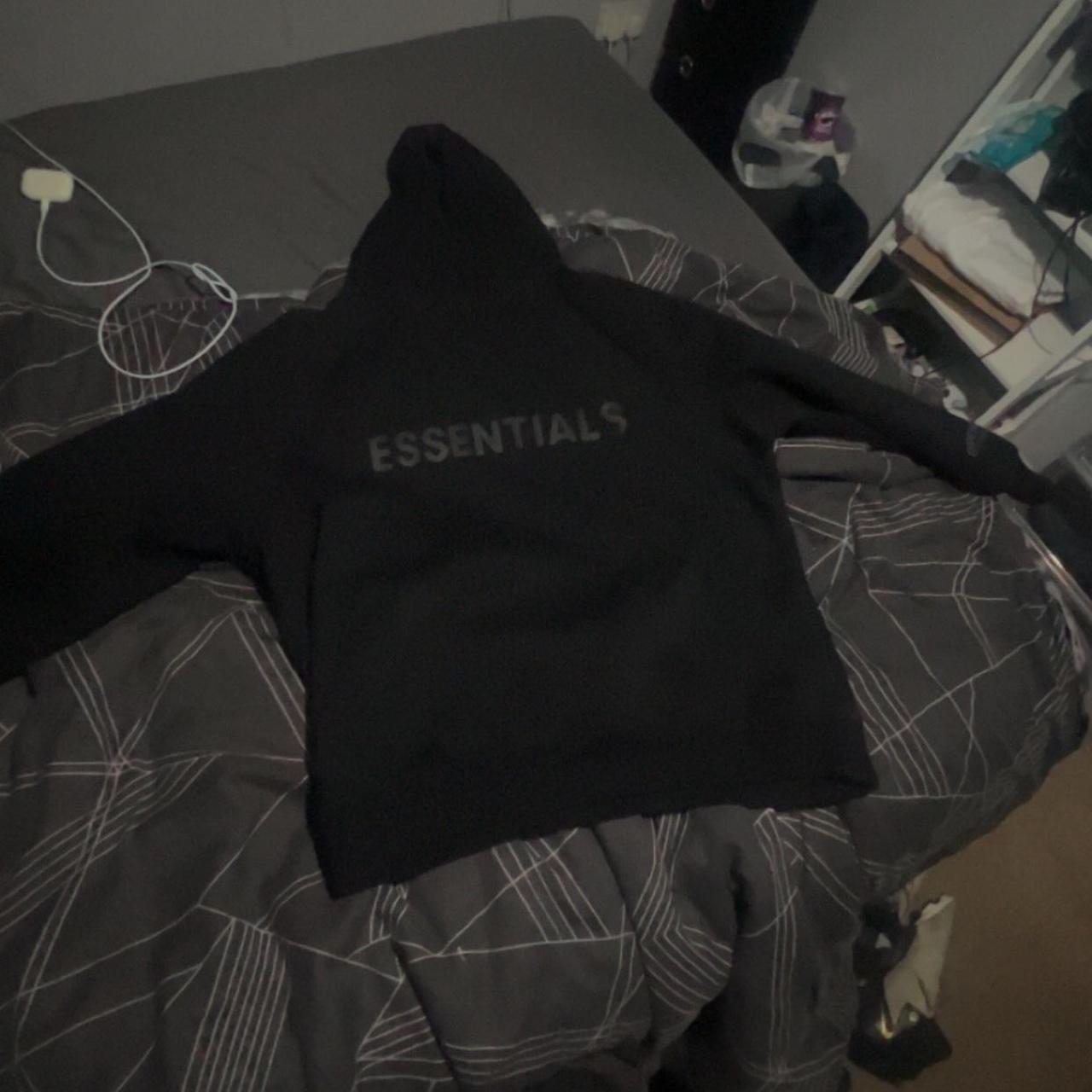 essentials hoodie works once doesn’t fit bought... - Depop