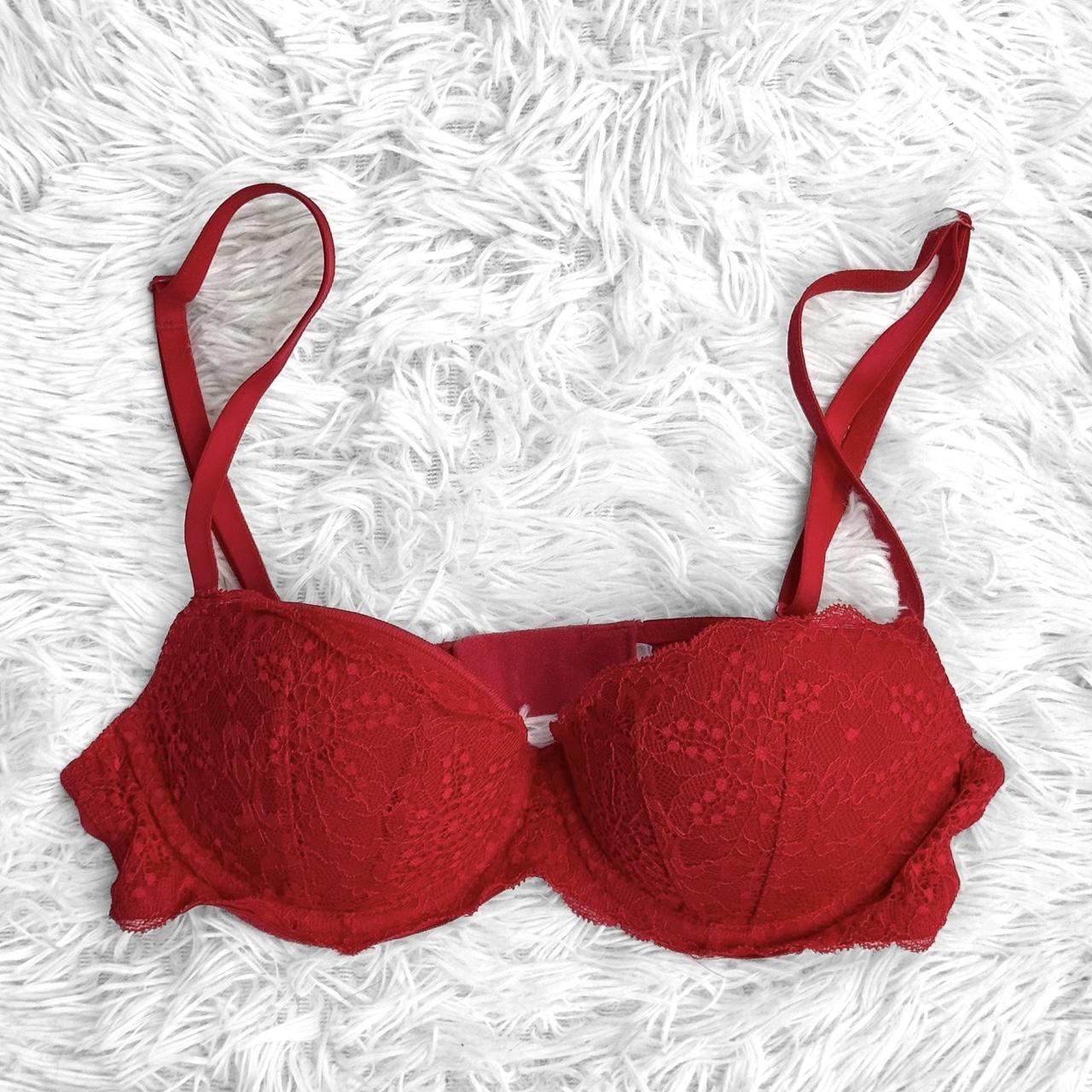 Victoria’s Secret Lacy Red Bra • Excellent preowned... - Depop