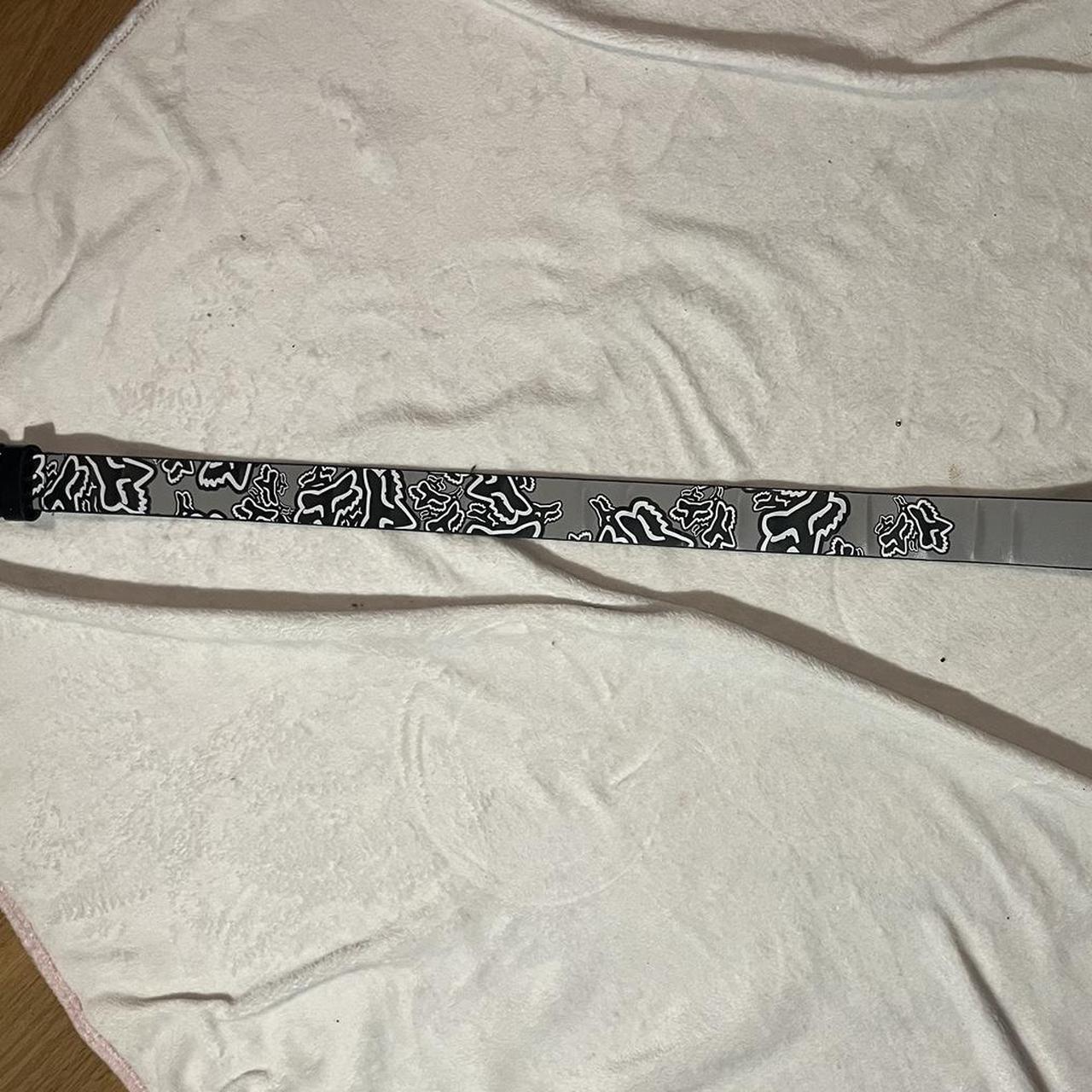 Super sick fox racing belt About 36 in #fox racing... - Depop