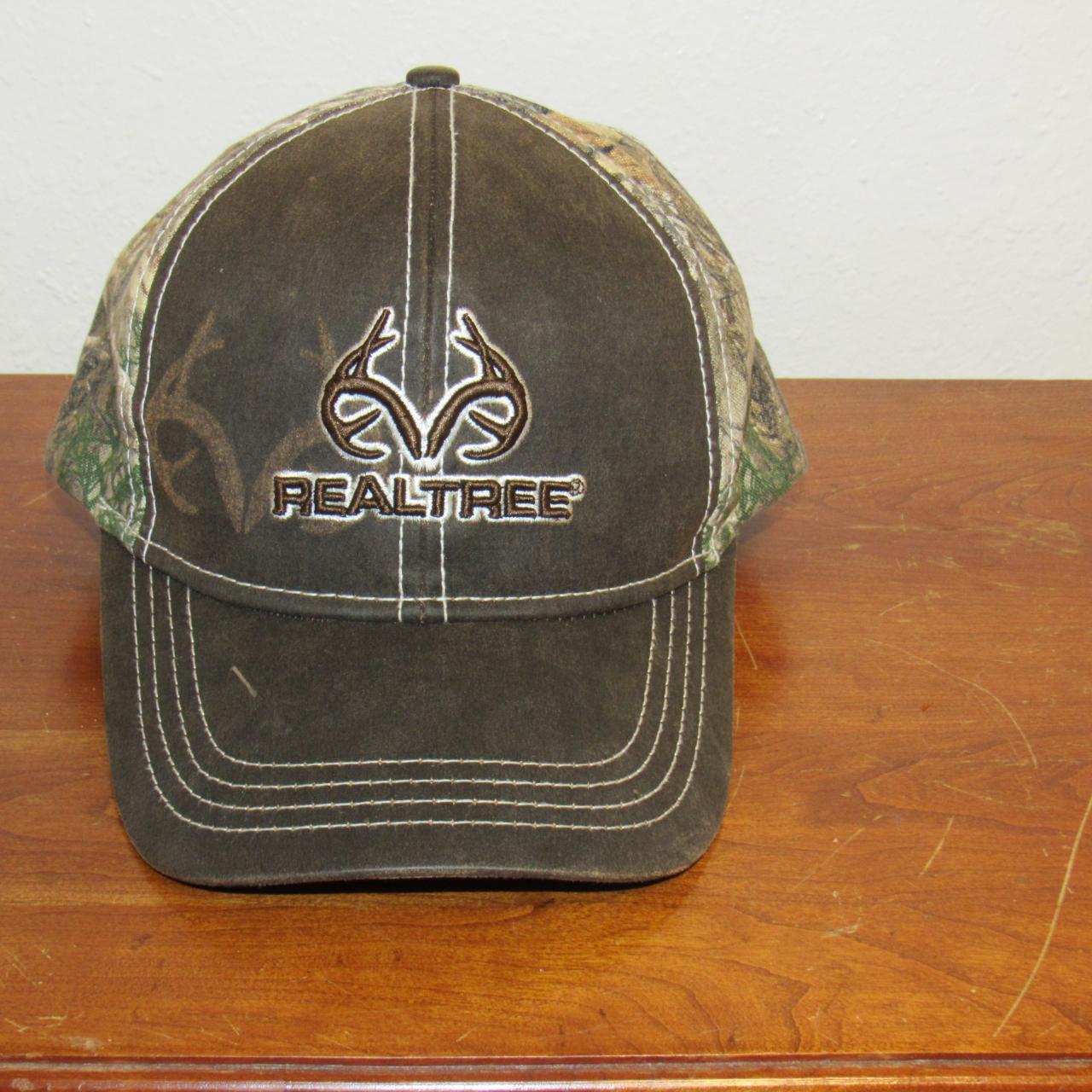 Realtree Men's Brown and Green Hat | Depop