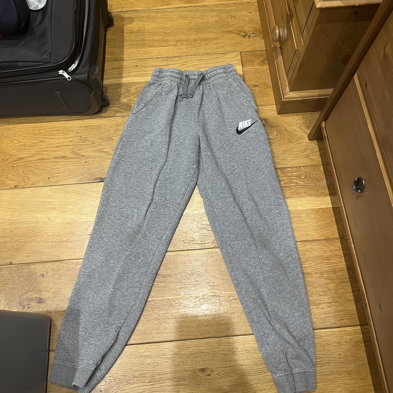 Y2k grey nike joggers kids xl, but still fitted me... - Depop