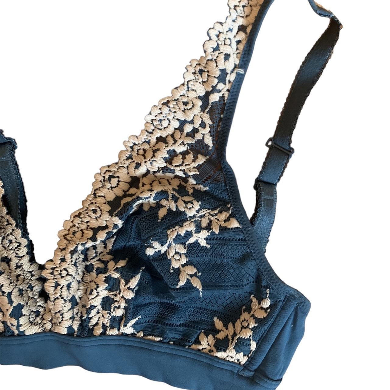 Wacoal Women's Blue Bra | Depop