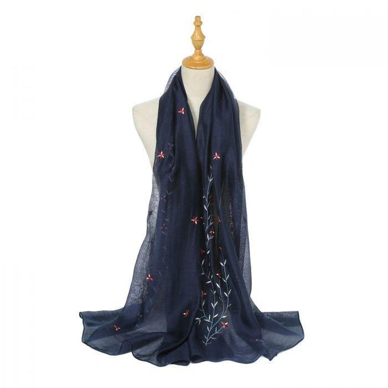 Women's Scarf-wraps | Depop