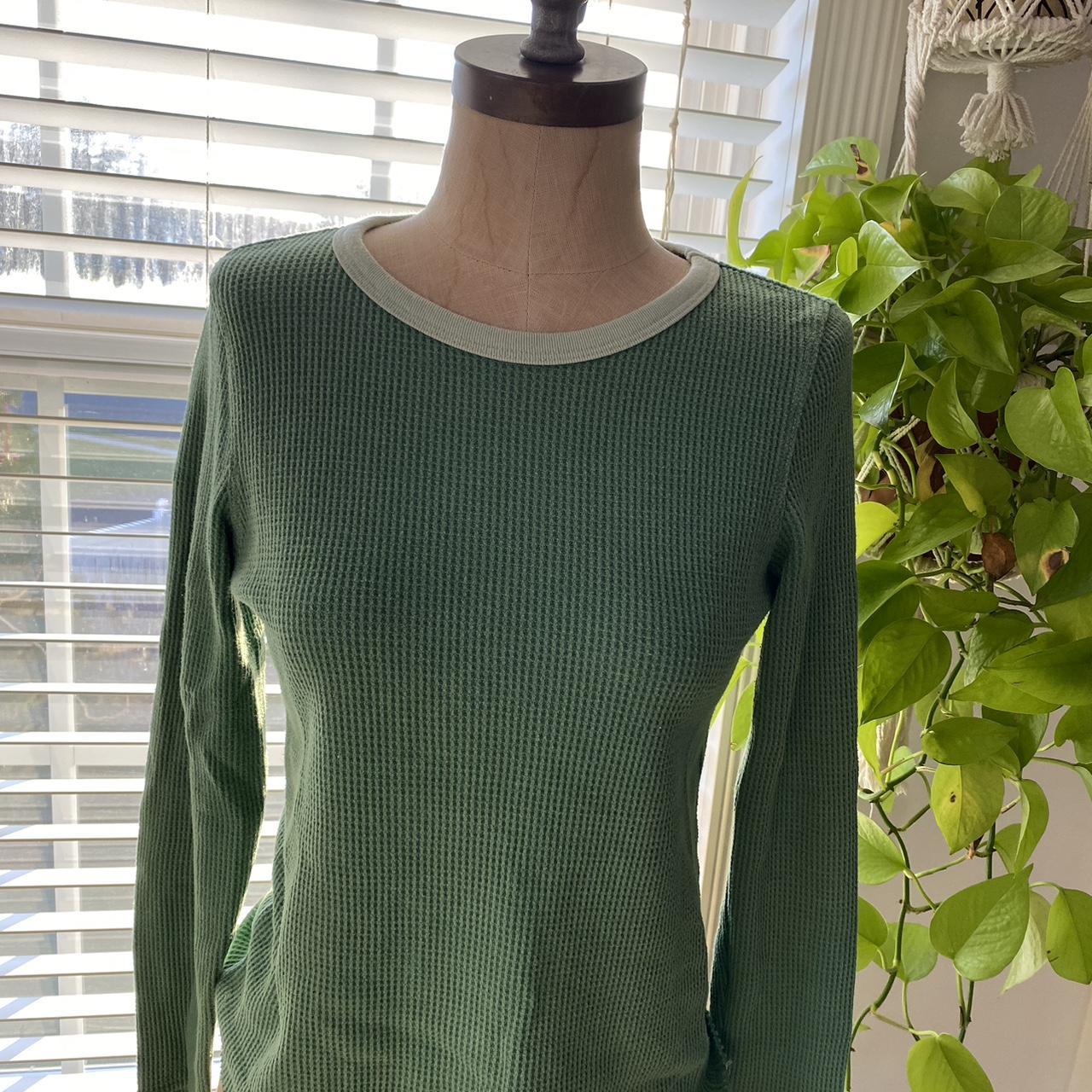 American Eagle Women's Green Shirt | Depop