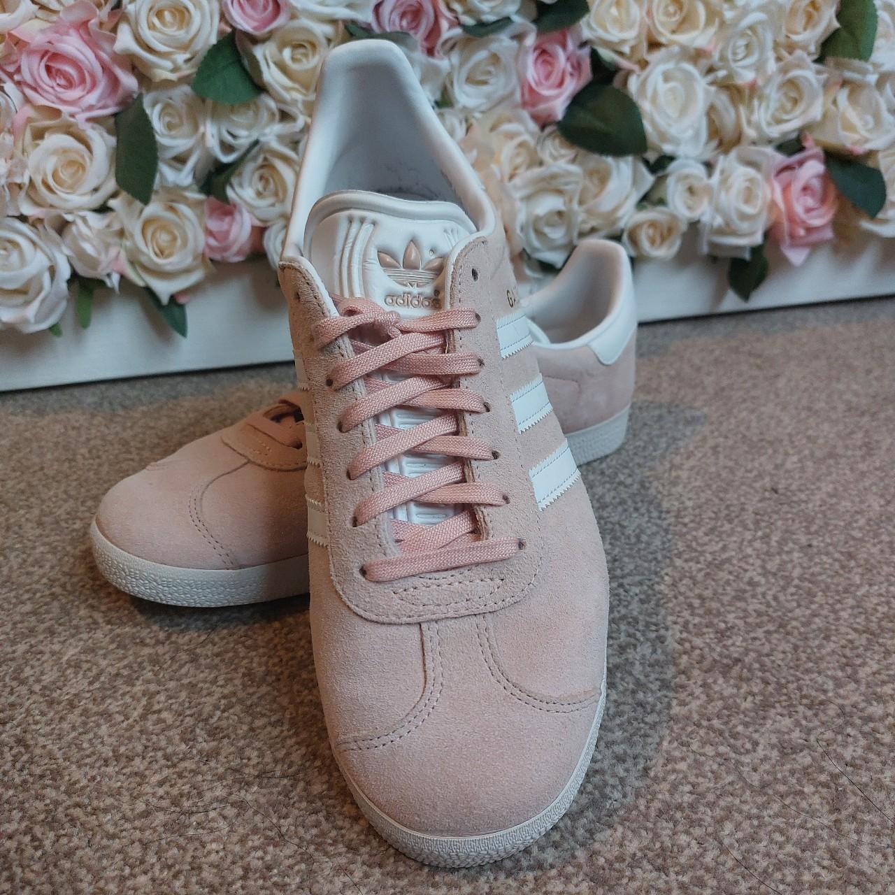 Adidas Women's Pink Trainers | Depop