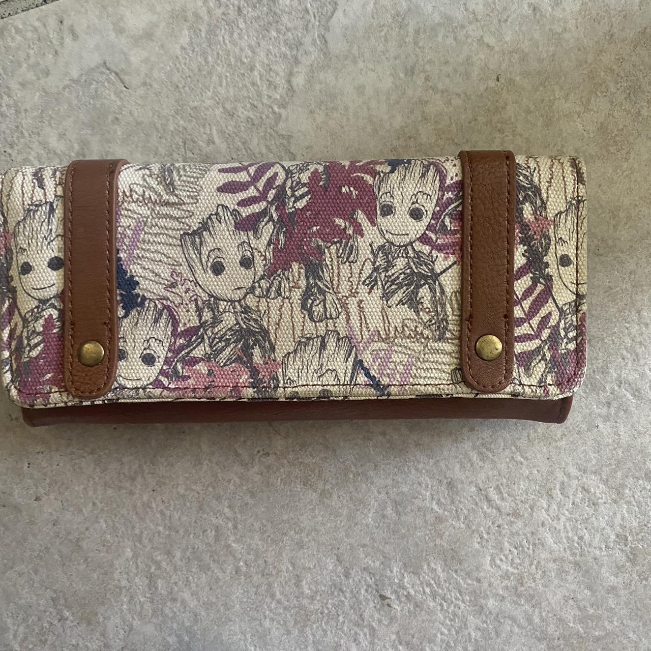 Loungefly Women's Brown and White Wallet-purses | Depop