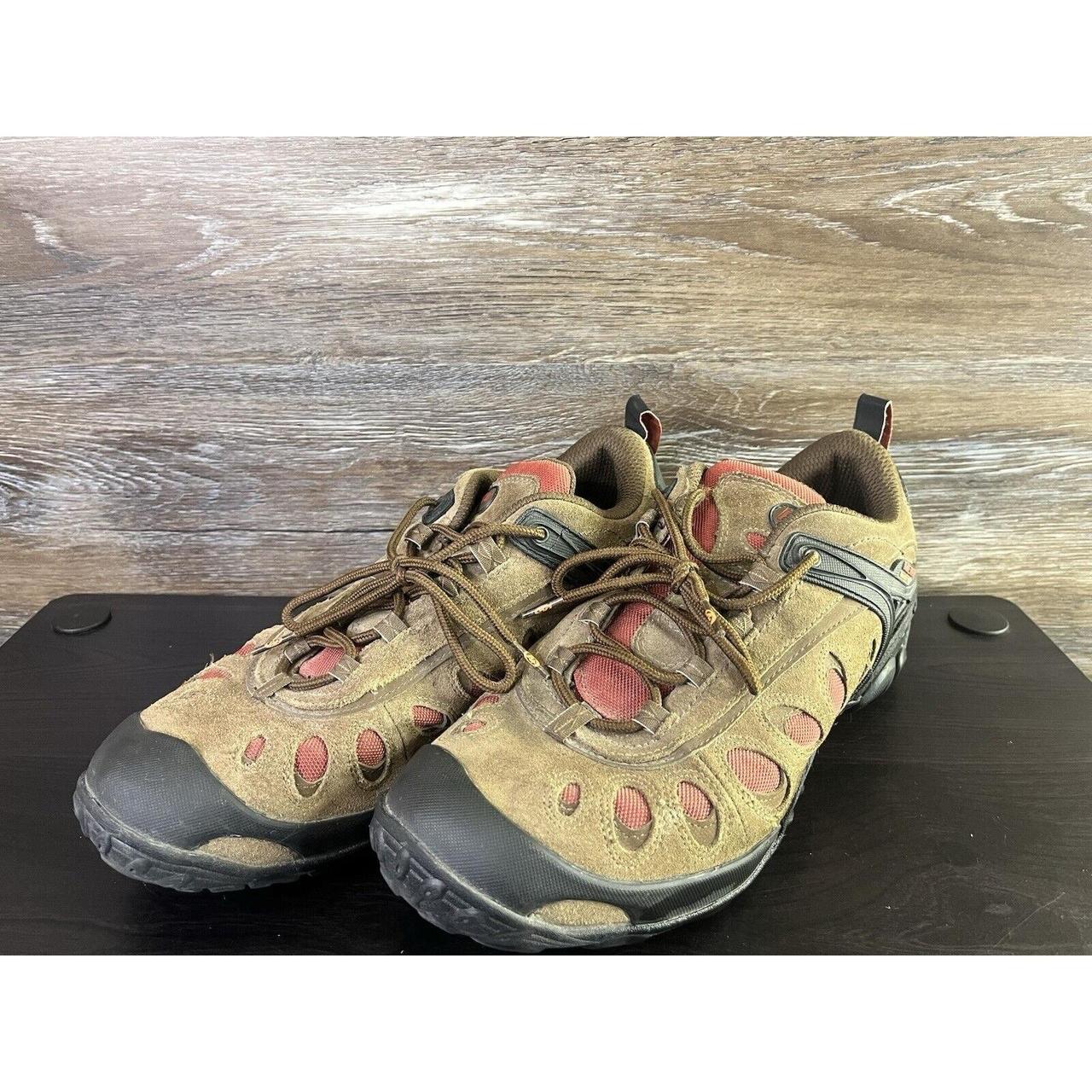 These Merrell Chameleon II hiking shoes are perfect... - Depop