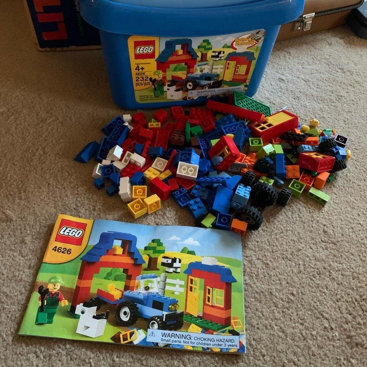 Lego 4626 Farm Building Block Set. I counted 209... - Depop