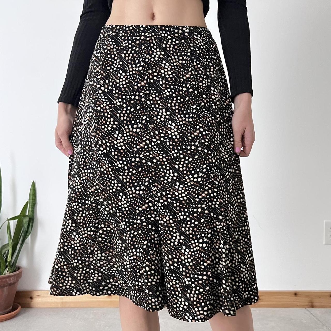 Black and Tan Midi Skirt Such a cute flowy fit.... - Depop