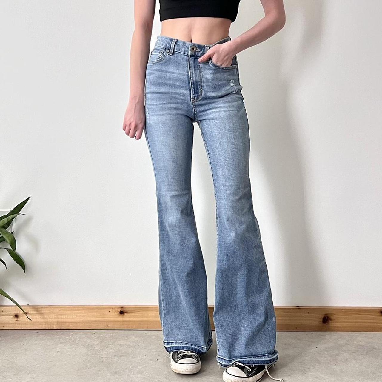 High Waisted Flare Jeans Super flattering on.... - Depop