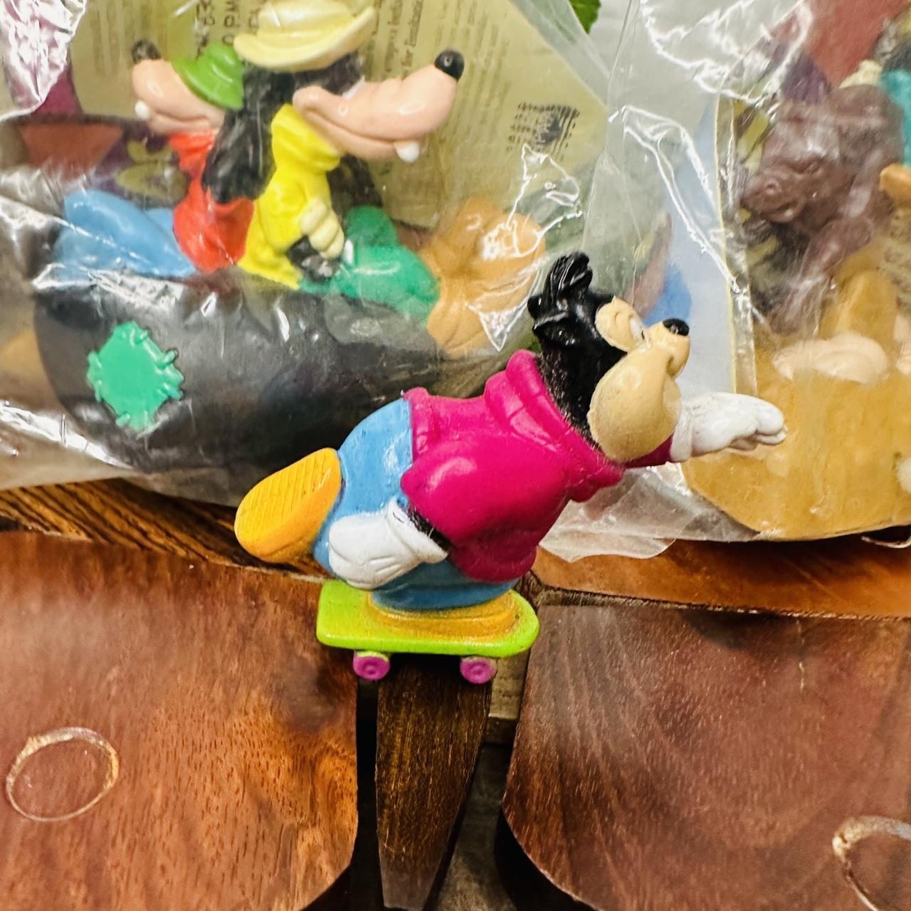 Disney Y2K Goofy and Max’s Adventures Movie Burger... - Depop