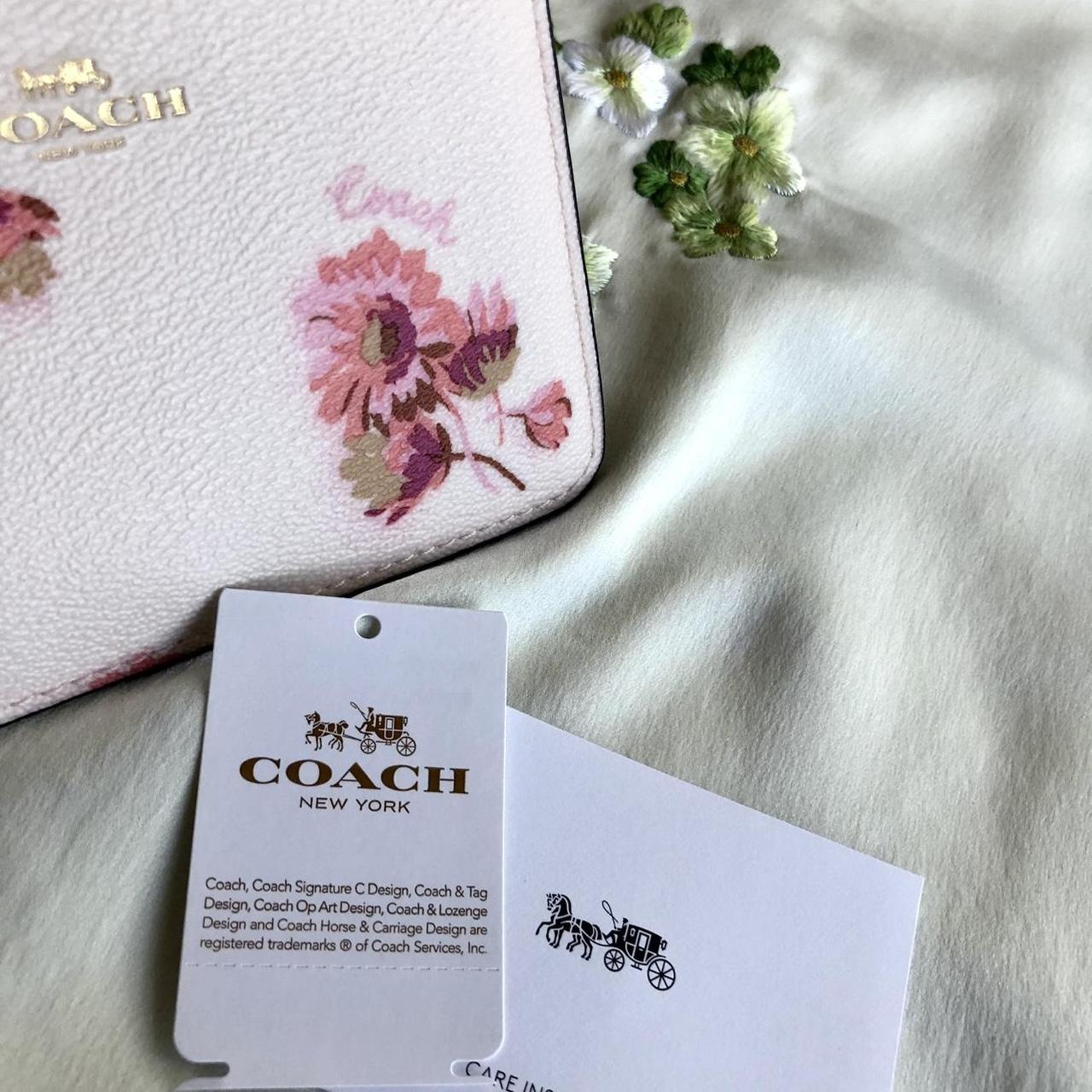 Coach Key Case With Multi Floral Print F87793... | Depop