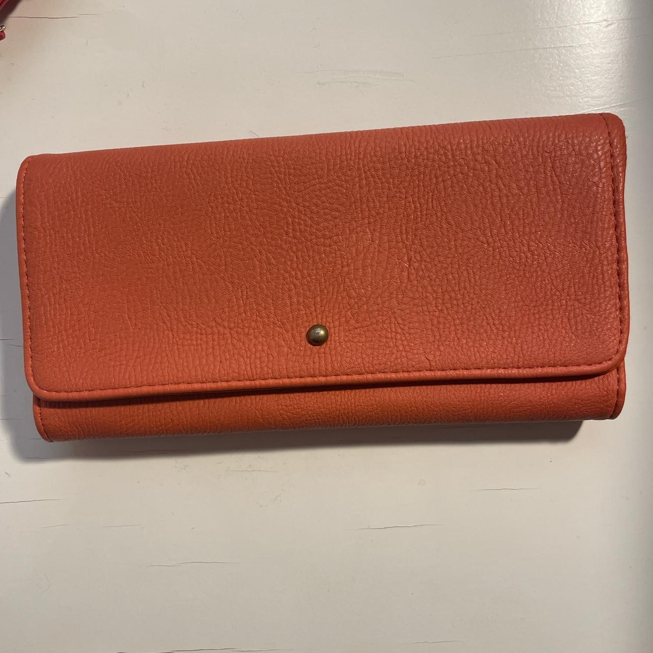 Universal Thread Wallet from Target. Barely used. - Depop