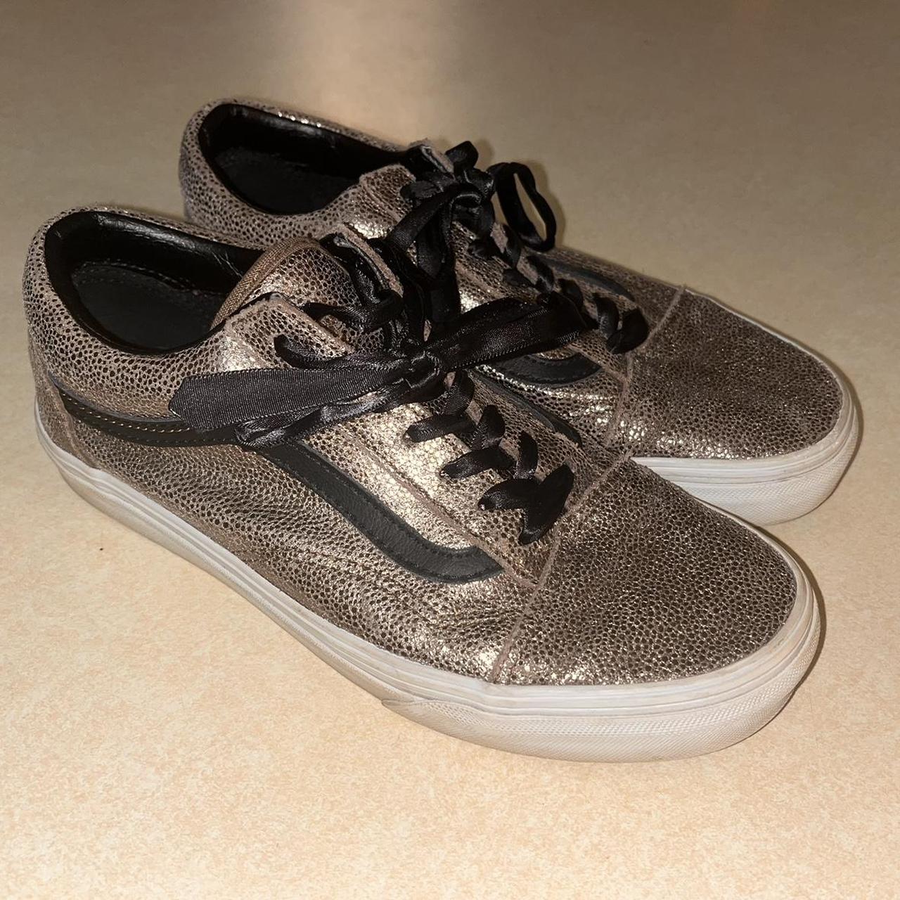 Vans Women's Gold and Black Trainers | Depop