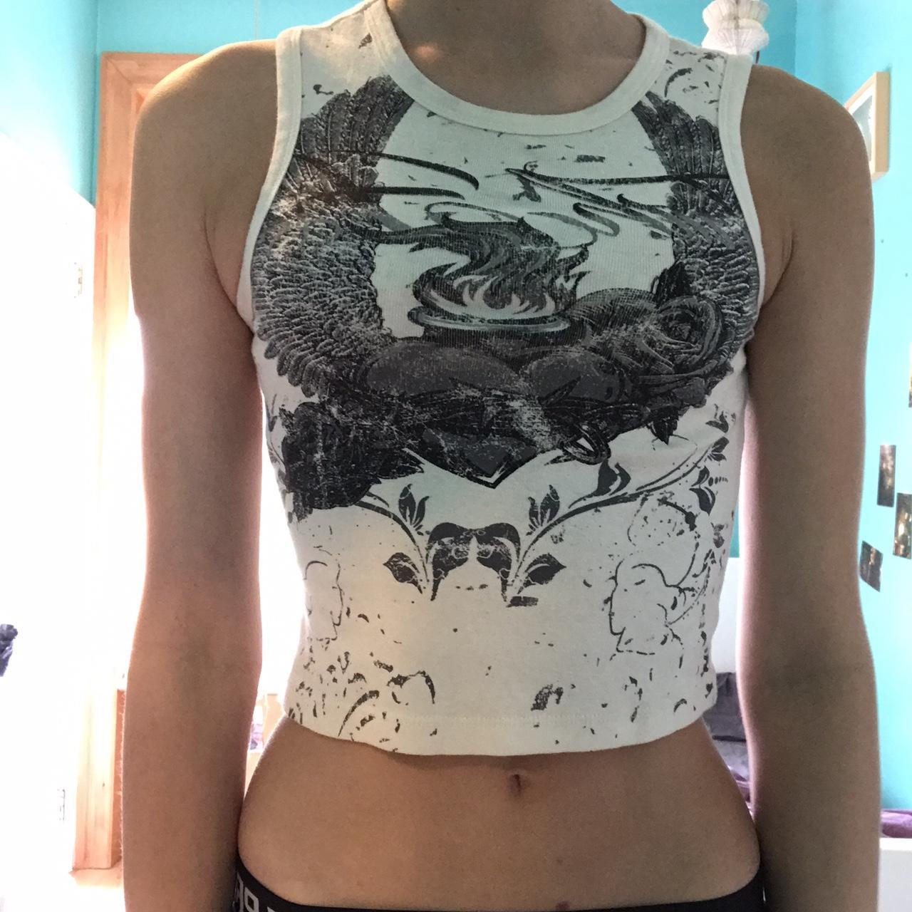 Y2k urban tank top Size small #y2k #2000s #skater... - Depop