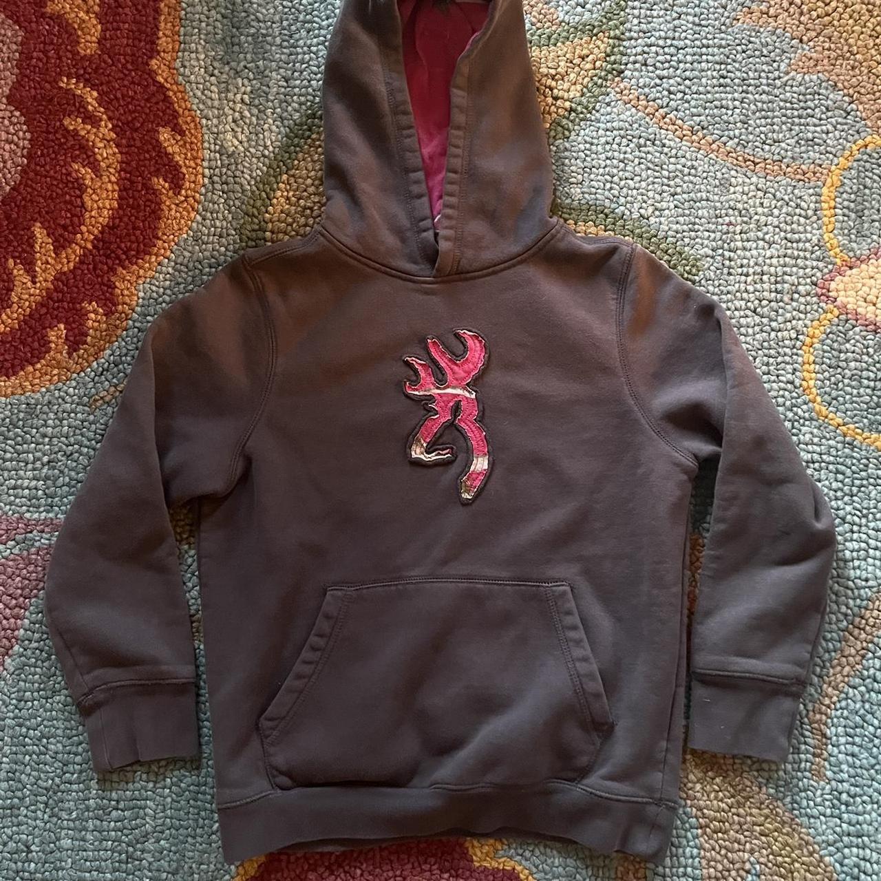 Realtree womens pink camo hoodie Send offers - Depop