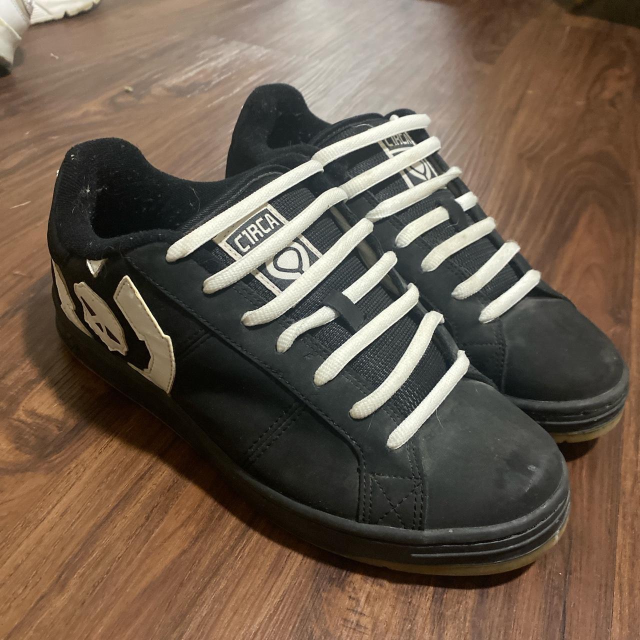 circa skate shoes men’s 9.5 great condition ⭕️send... - Depop