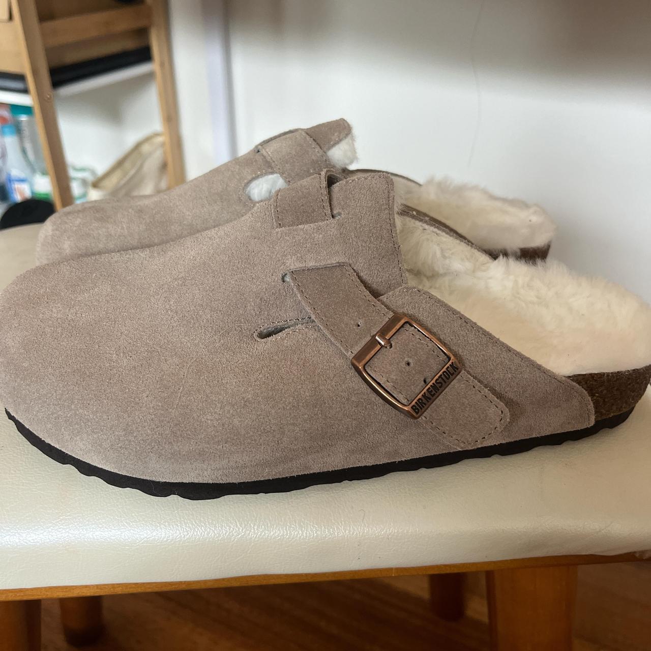 Gray fluffy clogs birkenstock size 39 // basically... | Depop