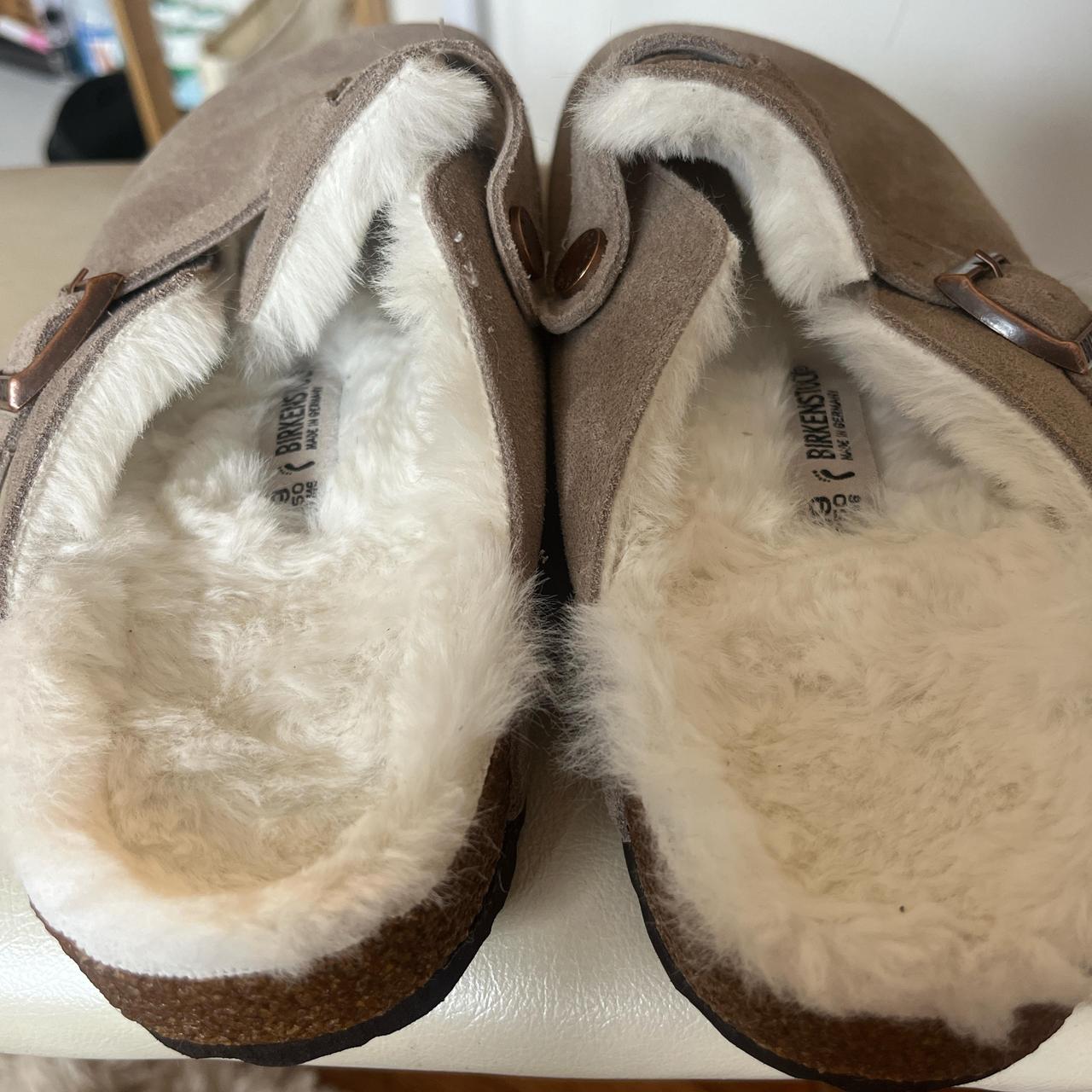 Gray fluffy clogs birkenstock size 39 // basically... | Depop