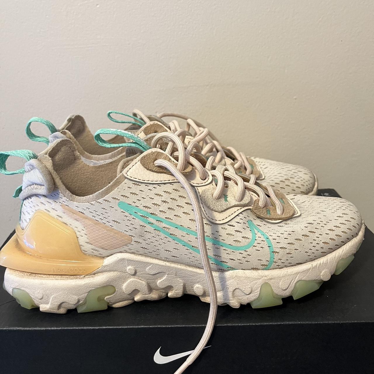 nike react visions -women size 7 - Depop