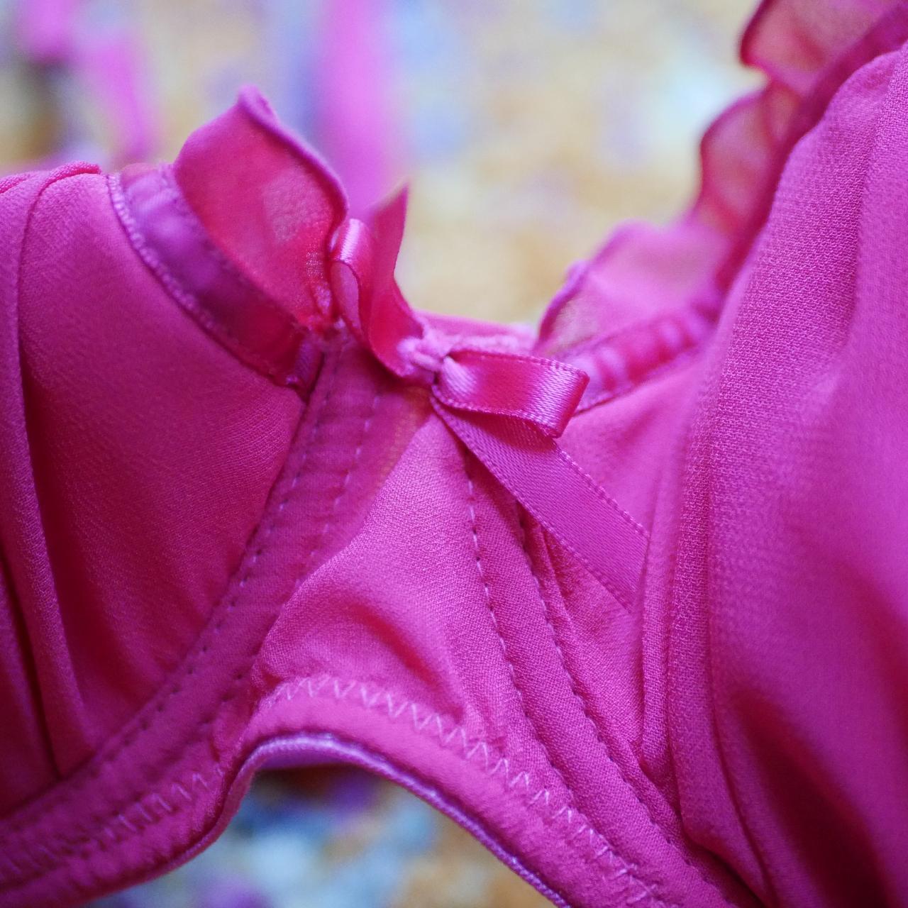 Knickerbox Pink Push-up Bra 34B w/ adjustable straps - Depop