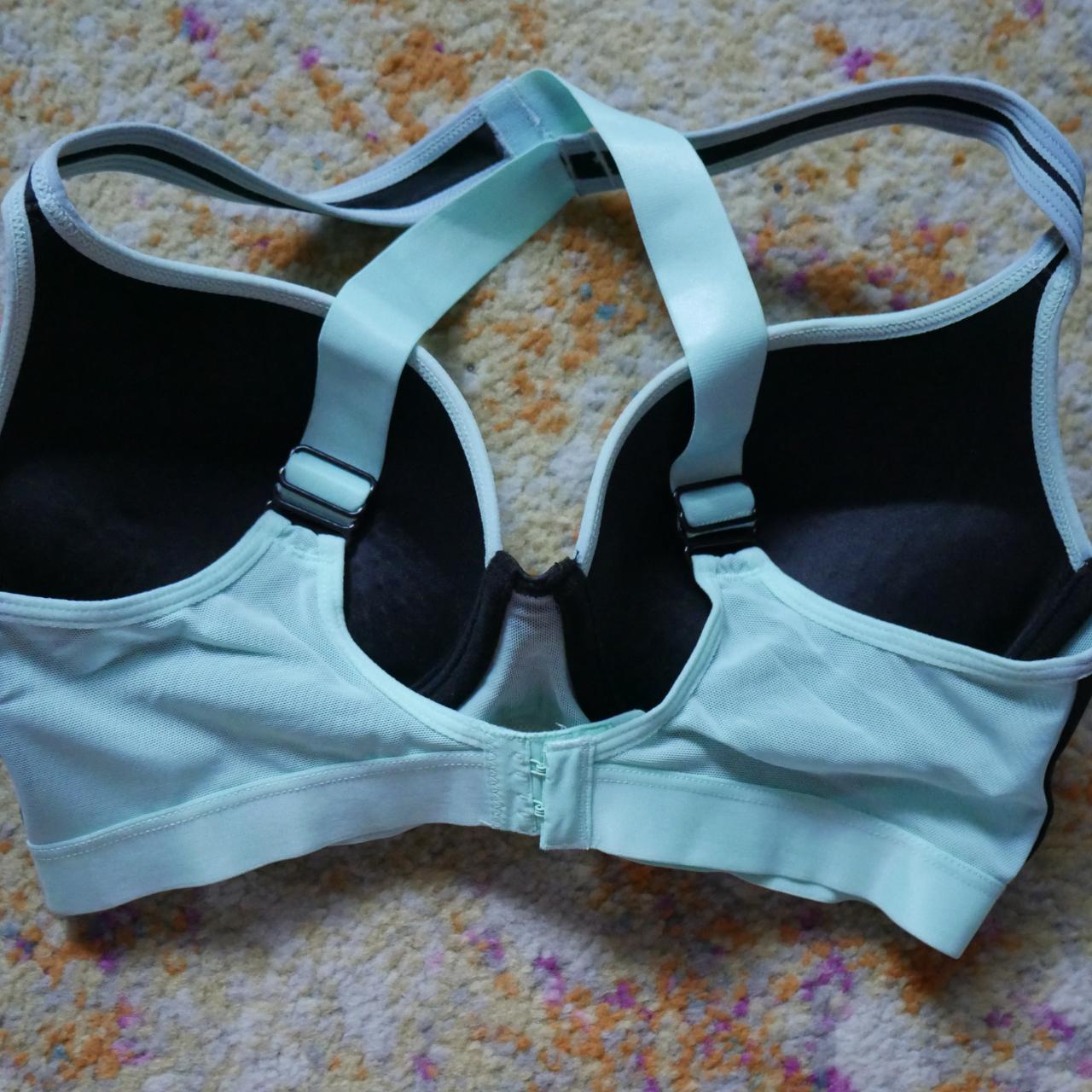 Primark Women's Black and Green Bra | Depop