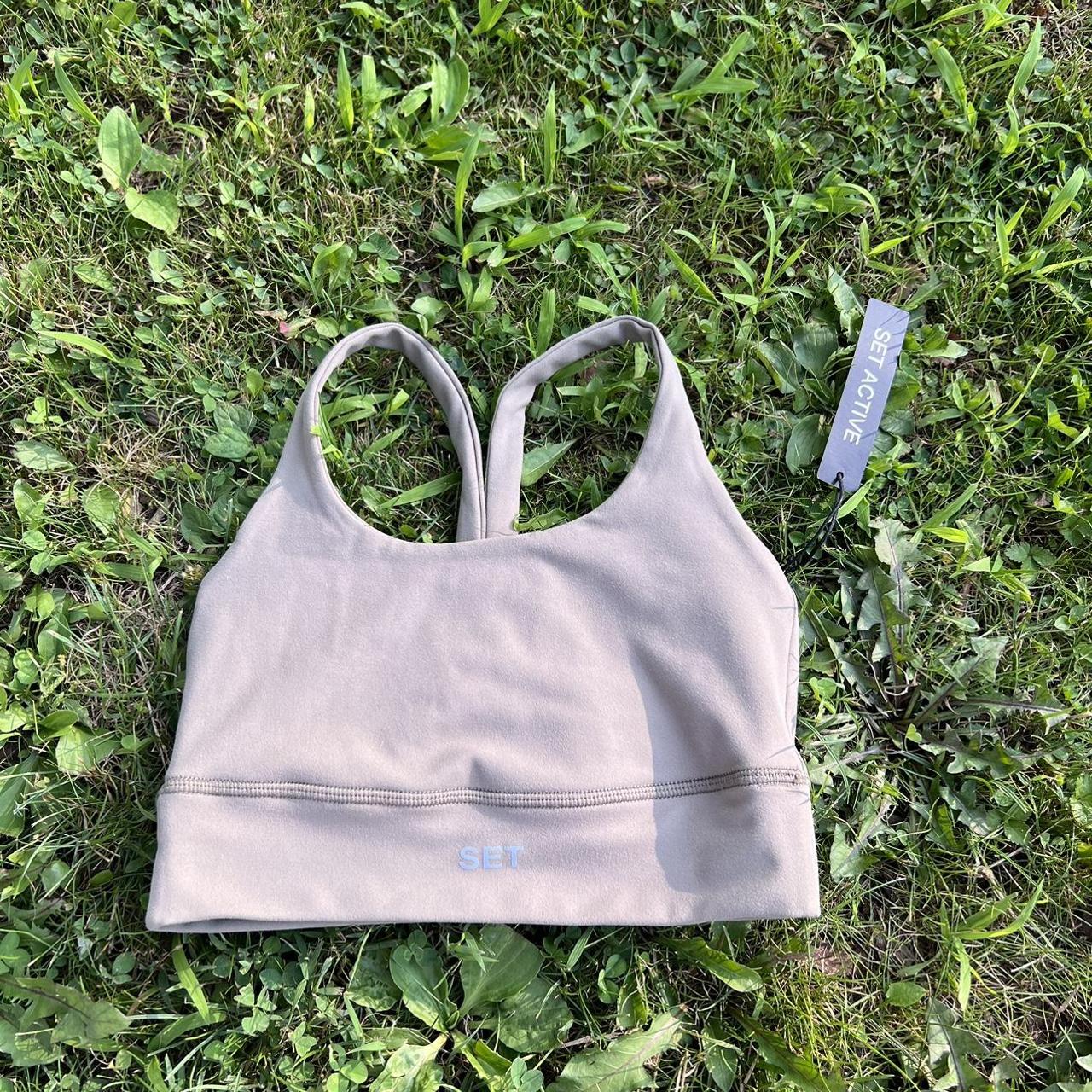 Set active razor back sports bra. There isn’t a ton... - Depop